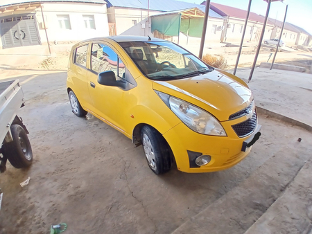 Chevrolet spark 2012