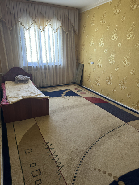 3 xonali 6 mikrayonda ijaraga beriladi