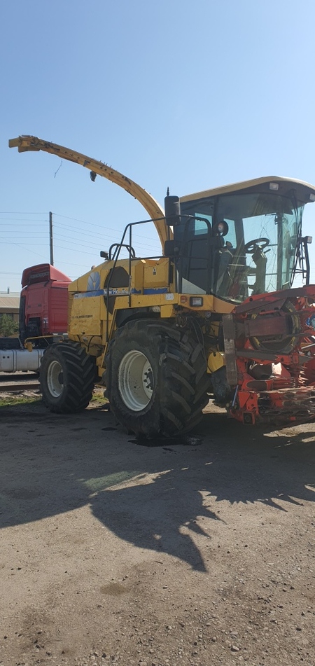 New holland kambayn 2005 yil