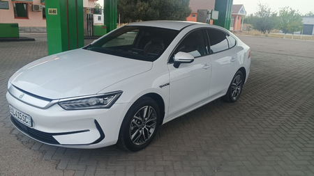 BYD Qin plus 2024 белый