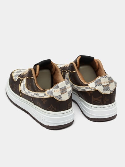 Красовка туркия NIKE/Luis viton