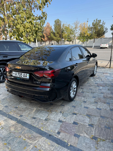 Chevrolet monza 1.5 atmosferniy 12 000 km toza moshina uzimniki