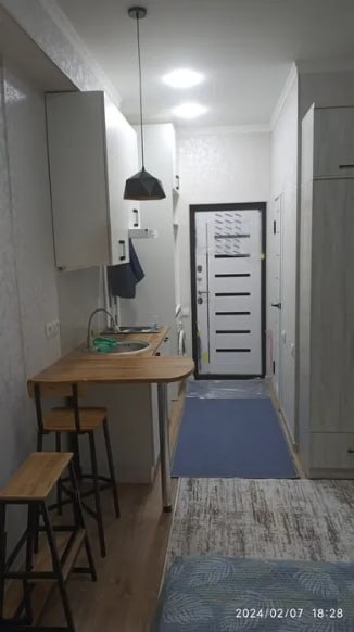 Квартира на ШРуставелли 1/3/4  с мебелью техникой  ремонт хороший
