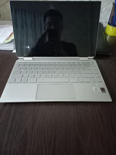 Noutbook HP SPECTRE X360