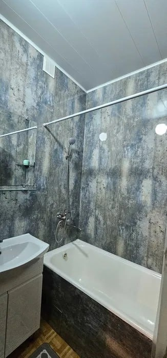 Бобура  2/3/9 евро-рем, меб.техн, пл. 64м2