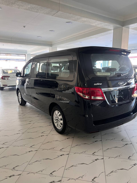 Jac m4 9 kishilik miniven