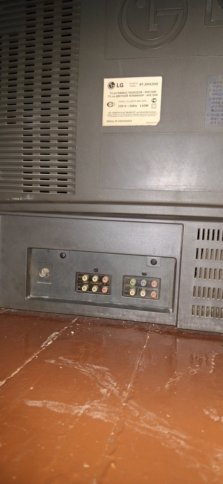Телевизор lg RT-29FA35VE