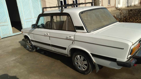 Vaz 2106 sotiladi