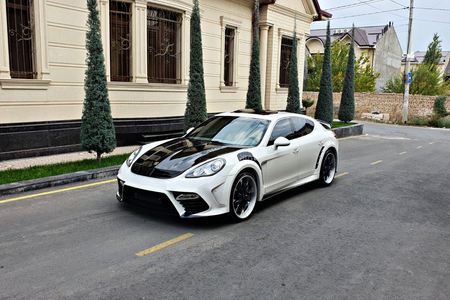 Porsche Panamera S V8 Mansory Body kit Full Состаяние Идеално