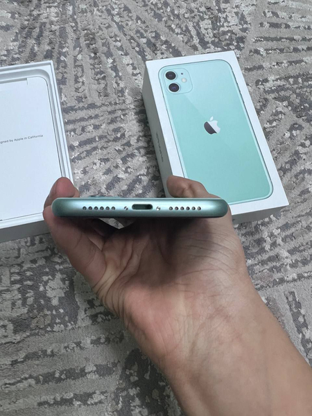 iPhone 11 идеалл