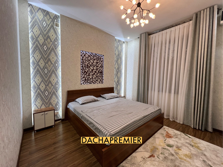 Dacha Singapur v Charvake