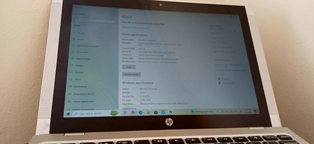 HP Detachable leptop