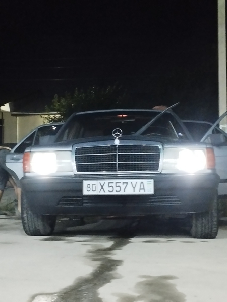 Mercedes E190 W201