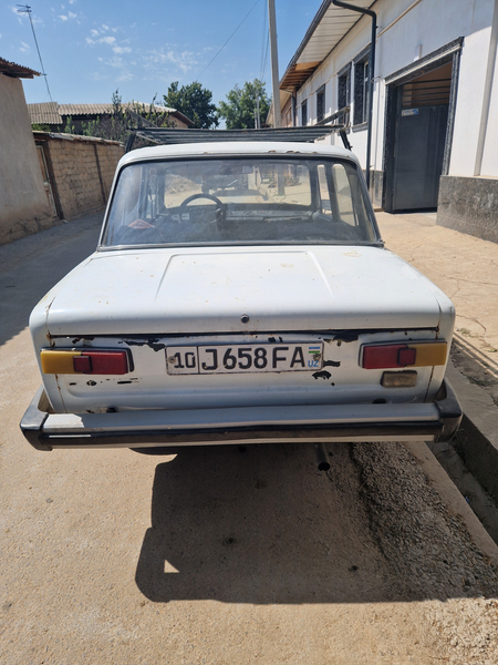 Lada 2101 sotiladi narhi 650$