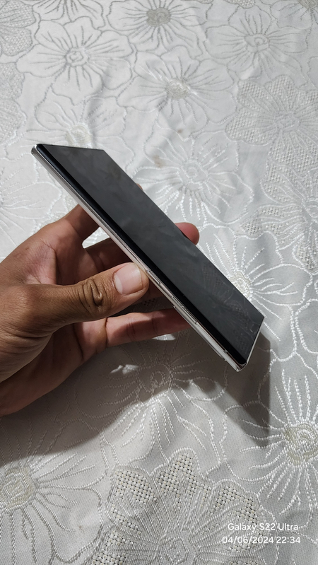 Samsung note 20 ultra sotiladi abmen bor