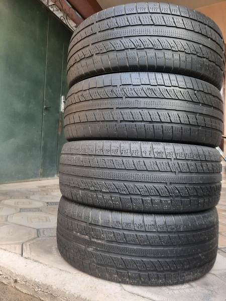 215/55R17.Сотилади.