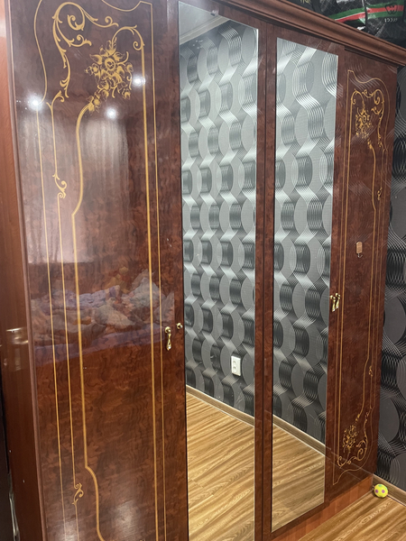 Срочно продам мебель для спальни