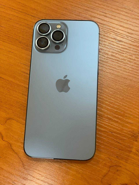 iPhone 13 Pro Max 123 гб память 87% ёмость батарея 600$