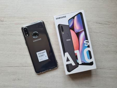 Samsung A10S 2/32GB sotiladi