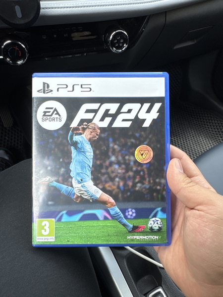 PS5. FC 24
