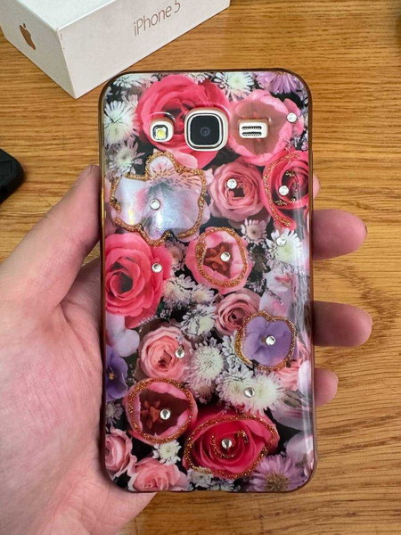 Samsung J5 белый