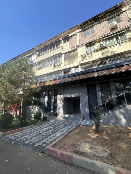 Ц-1 Продается 4 комнатная квартира ремонт Центральная Прокуратура