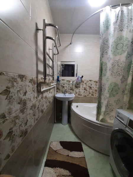 Юнусобод 11  2в3/3/4 продаю(своя)