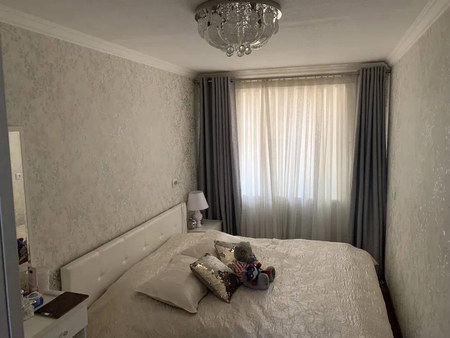 ШоттаРуставели 2/2/4 Продаётся с мебелью и техникой не торец