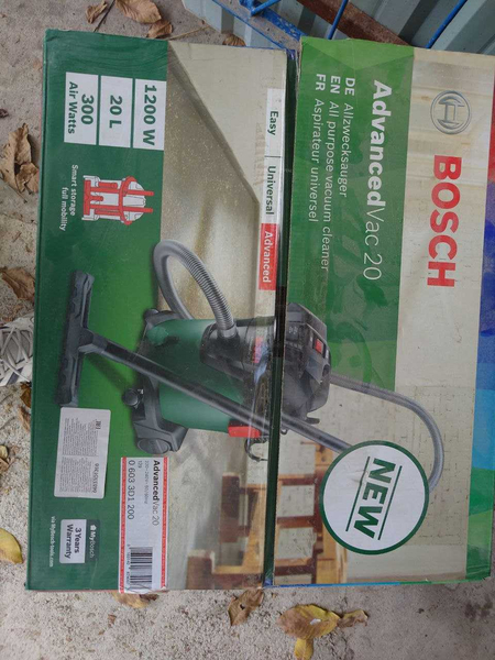 пылесос BOSCH  advancedvac 20