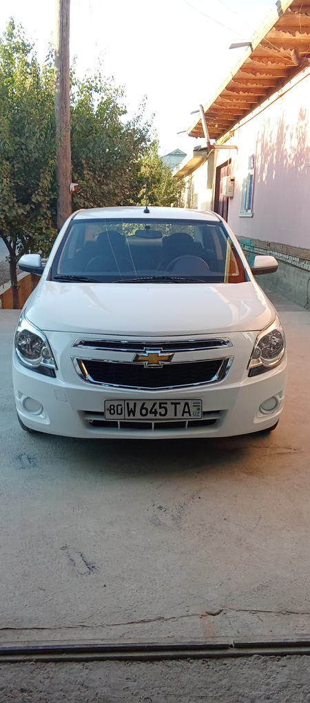 Kobalt sotiladi faqad naxtga