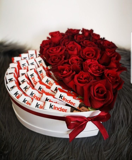 Шоколадные Подарки гифтбоксы цветы .Gift box Shokoladli sovg’alar