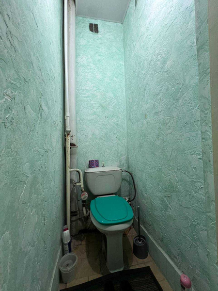 Юнусабад-18, без ремонта, 4/3/4 кирпич 77 серия, 90 м²=