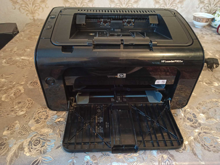 Принтер HP laserjet P1102w