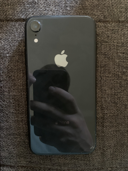Iphone XR ideal xolda