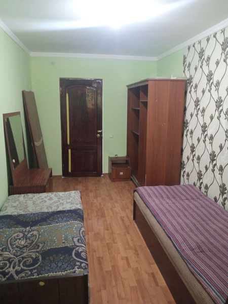 Chilonzor 26 kv 2 xonali hamma sharoitlar bor bollaga 400$