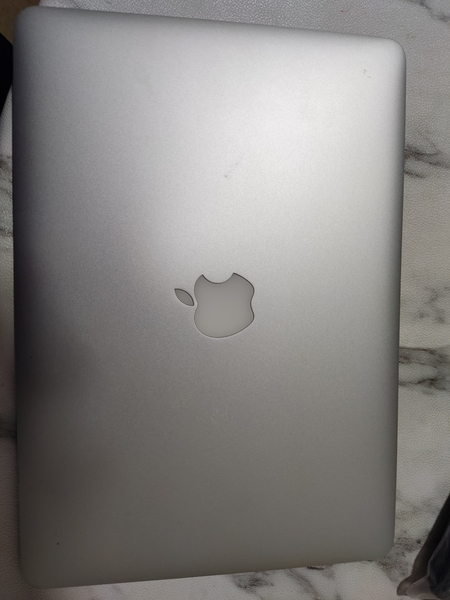MacBook air Early 2014