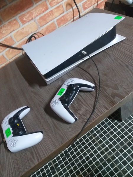 Ps 5 satladi tap.taza ele