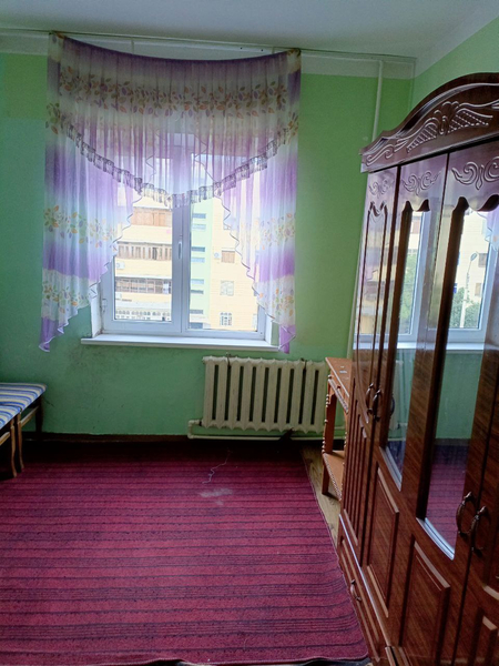 2 xonali uy sotiladi hamma narsalari bilan