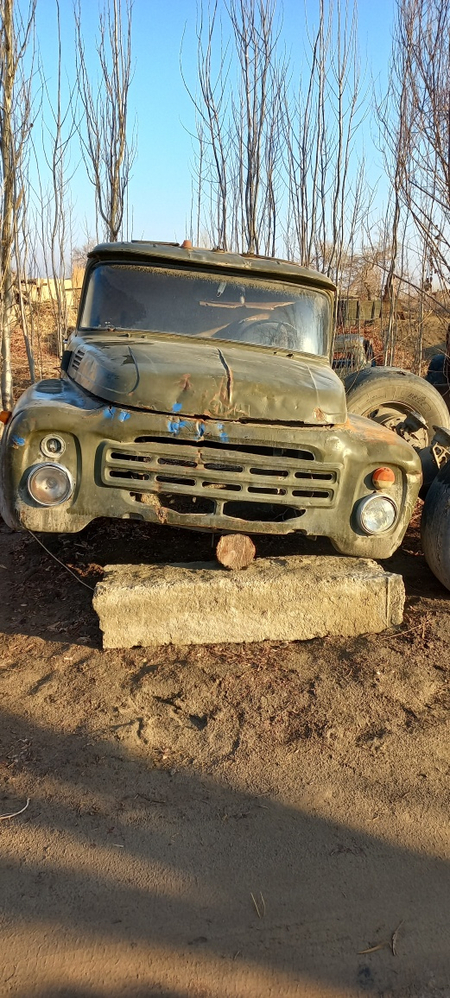Zil 130 kabinasi