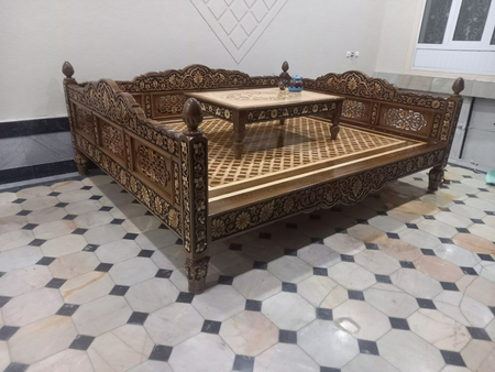 Сури карават тапчан ясаймиз