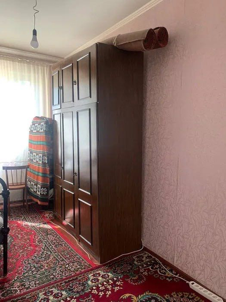 Чиланзар 14 2х комнатная ориентир Дока Хлеб Балкон 1.5*3