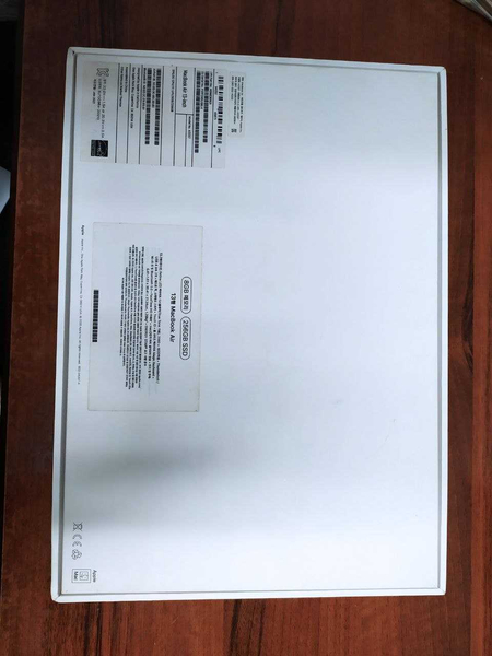 Apple Macbook Air M1 13-inch 8/256 SSD
