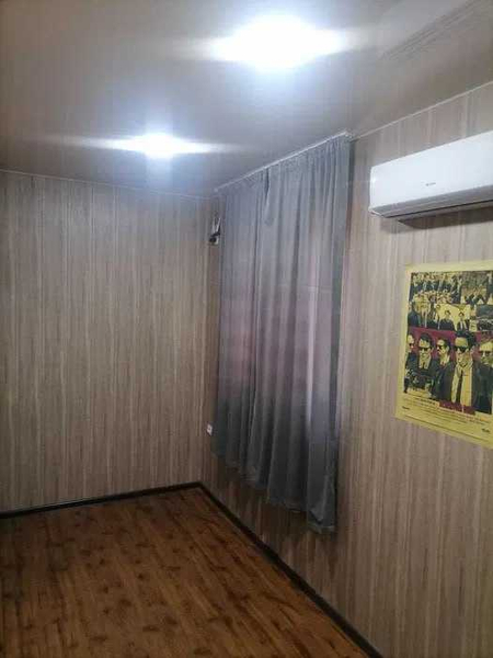 Дружба Народов  .3/4/4.  кирпич  77-серия   95м²  ( мебель + техника )