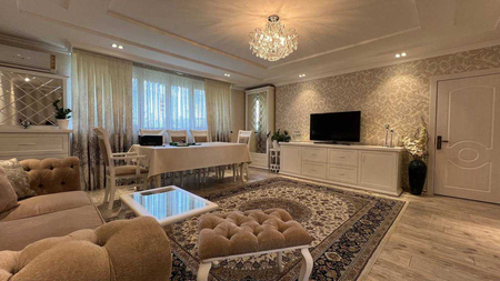 Вот это цена! продается замечательная квартира 5/5-6/10 в центре!