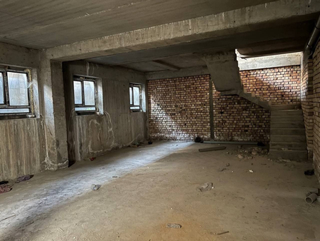 Паркентский. Под коммерцию. Коробка 180м² 156720