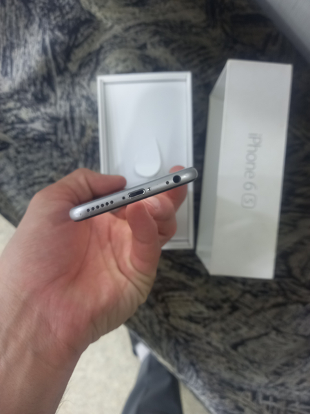 Iphone 6s 128 karobka bor oqib tel qilila