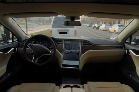 Tesla Model S 2017
