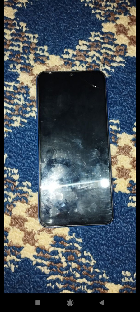 Telefon zoʻr aybi yoq ogan odam baraka topadi xotira 64 gigabayt