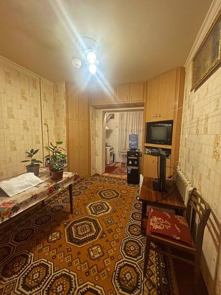 Срочно продаётся квартира Юнусобод-19 3/4/5 78м2