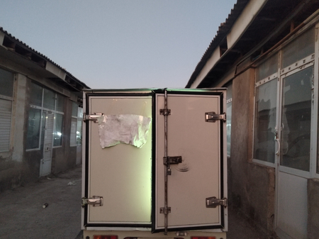 Labo tent sotiladi full tayyor srochni kelishamiz